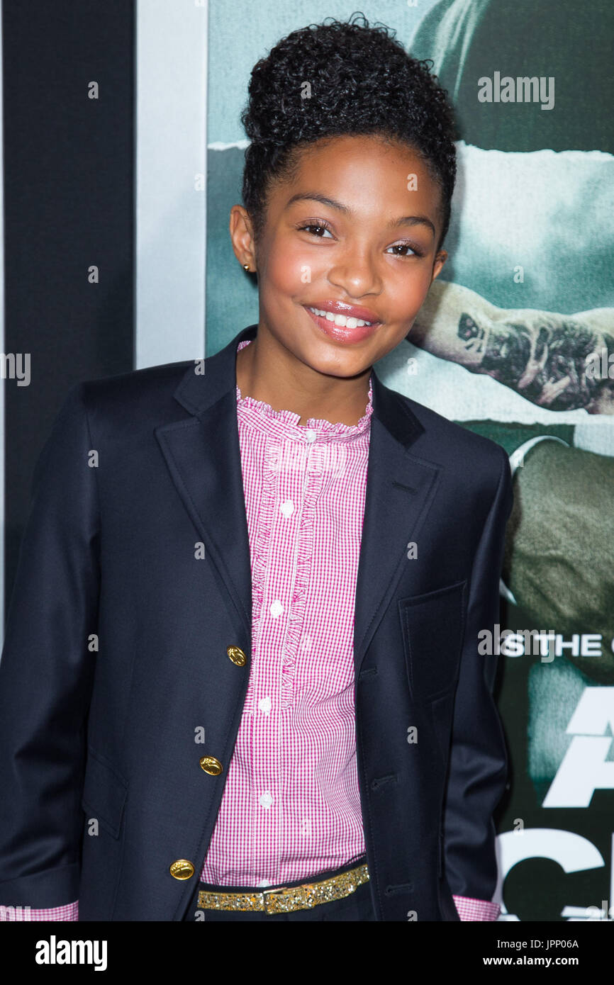 Yara Shahidi arrives at the Los Angeles premiere of 'Alex Cross' held ...