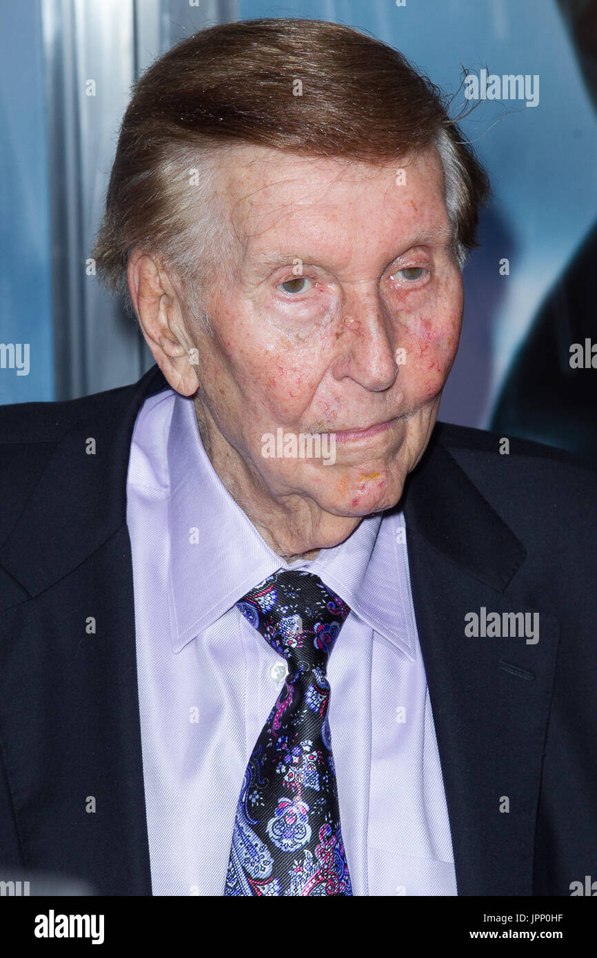 Summer Redstone arrives to the Premiere of Paramount Pictures' 'Flight ...