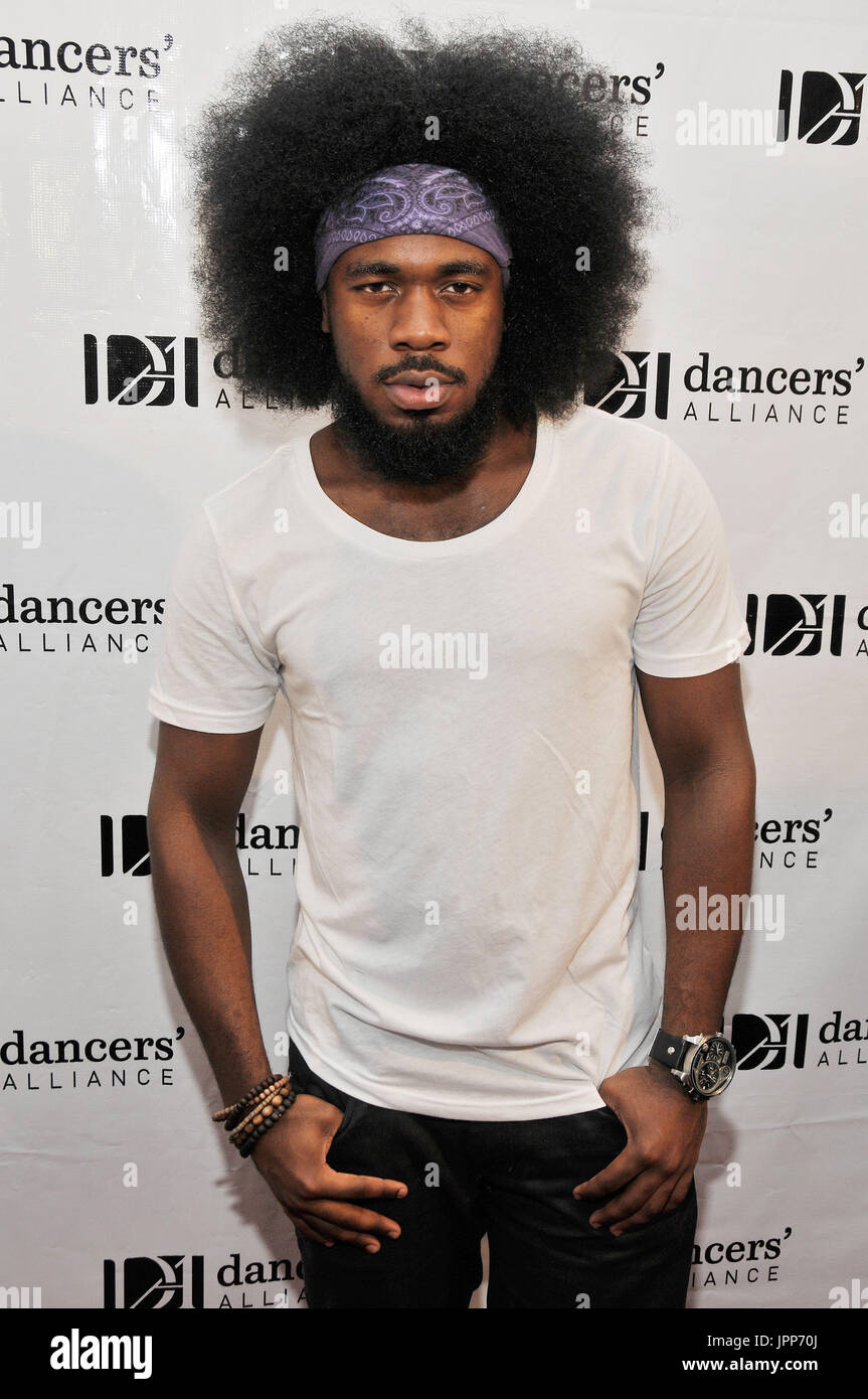 JaQuel Knight at the Dancers' Alliance Historic Music Video Contract ...