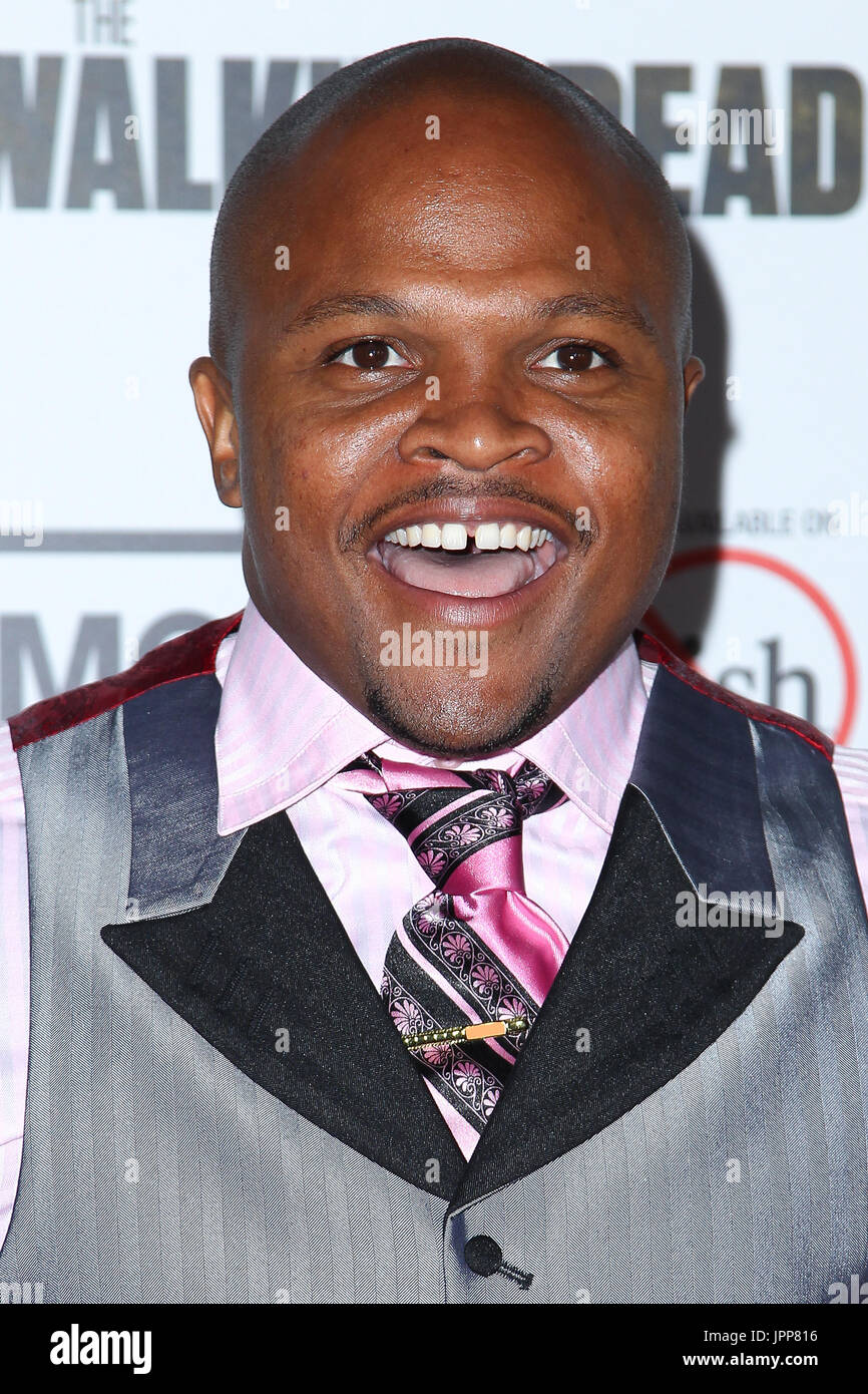 IronE Singleton arrives at the premiere of AMC's 'The Walking Dead' 3rd ...