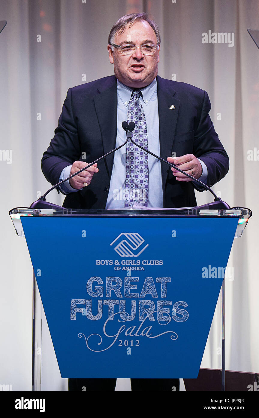 CEO of Taco Bell Greg Creed at the 2012 Great Futures Gala - Inside ...