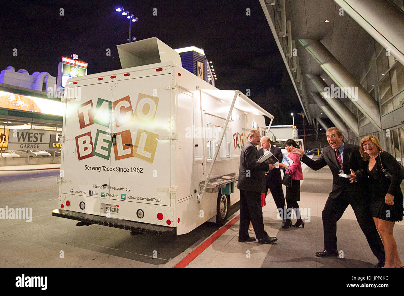 Taco bell truck High Resolution Stock Photography and Images - Alamy