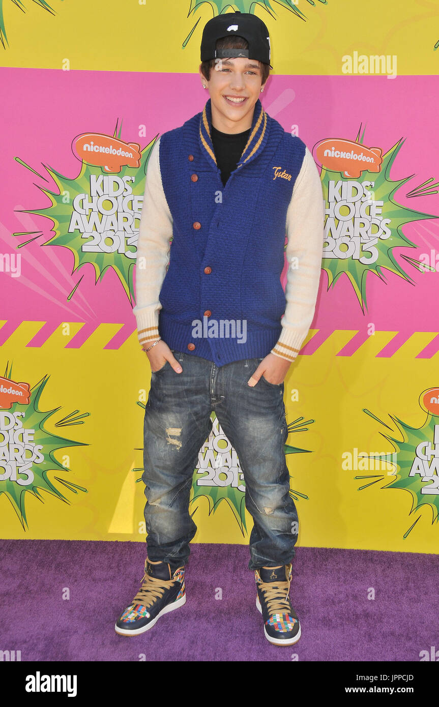 Austin Mahone at Nickelodeon's 2013 Kids' Choice Awards held at USC's ...