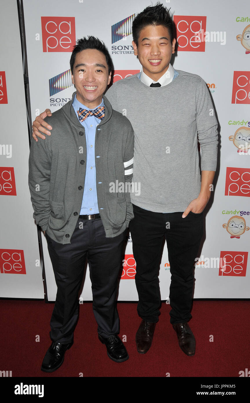 Hymnson Chan & Ki Hong Lee at the 2nd Annual CAPE Celebrity Poker ...