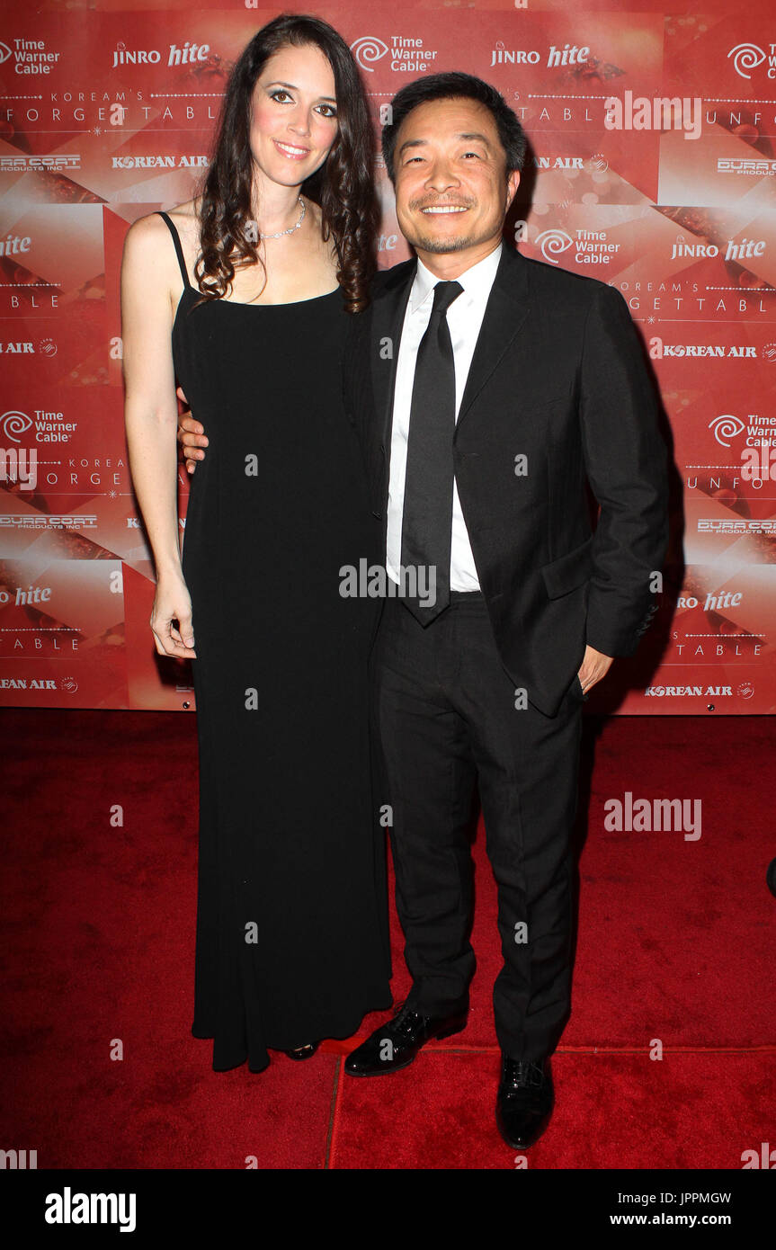 Jim Lee & Guest at the KoreAm 2012 Unforgettable A Night of ...