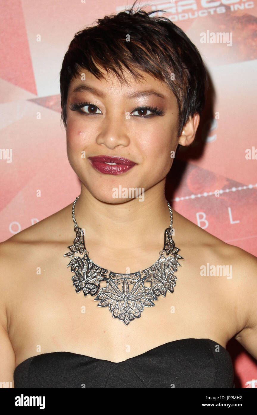 Jenny Valles at the KoreAm 2012 Unforgettable A Night of Entertainment ...