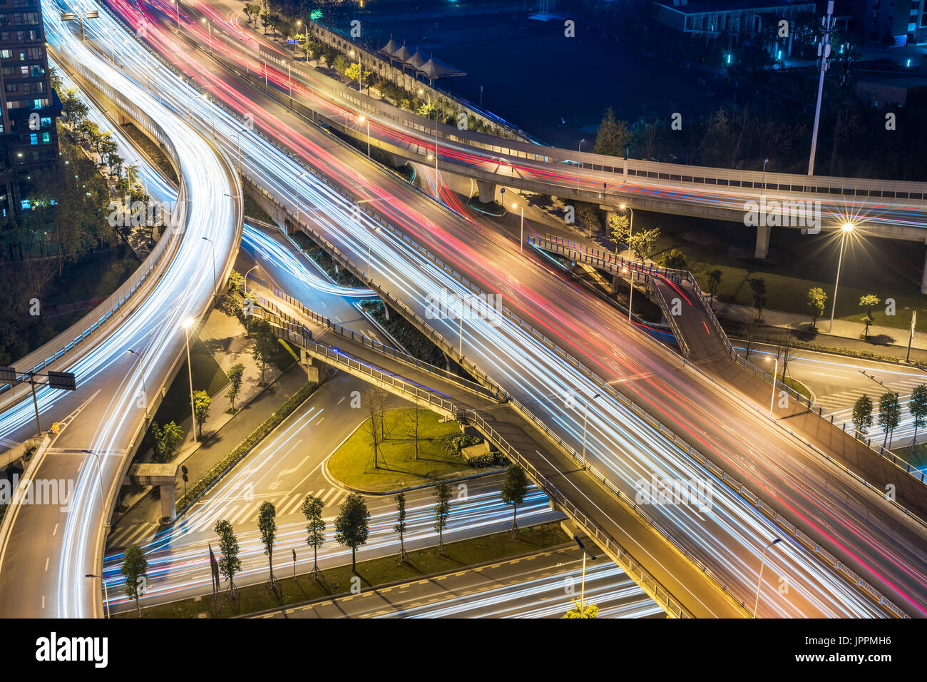 Modern city roads at night hi-res stock photography and images - Alamy