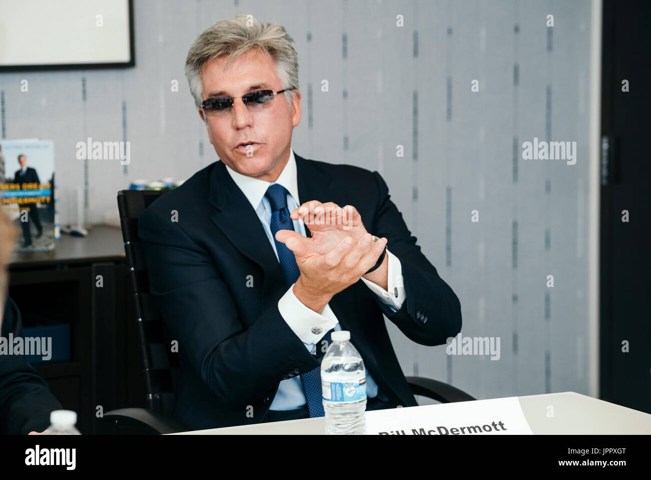 Kellogg business school hi-res stock photography and images - Alamy