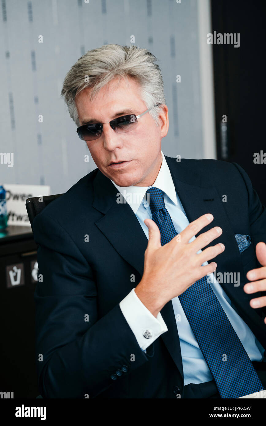 William mcdermott hi-res stock photography and images - Alamy