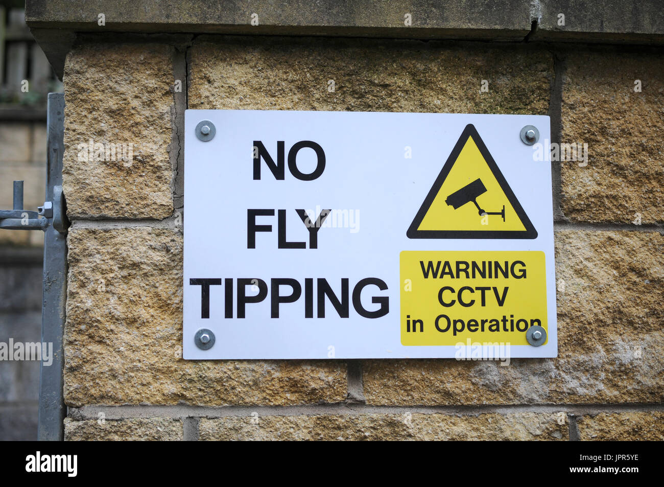 No Fly Tipping Sign Stock Photos & No Fly Tipping Sign Stock Images - Alamy