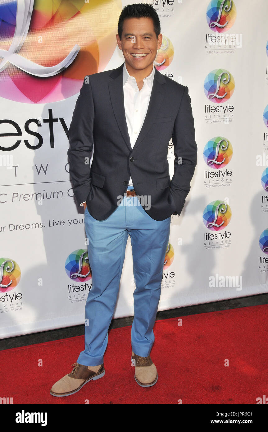 Fox11 News Reporter Anchor Bob Decastro At Abs Cbns Lifestyle Network