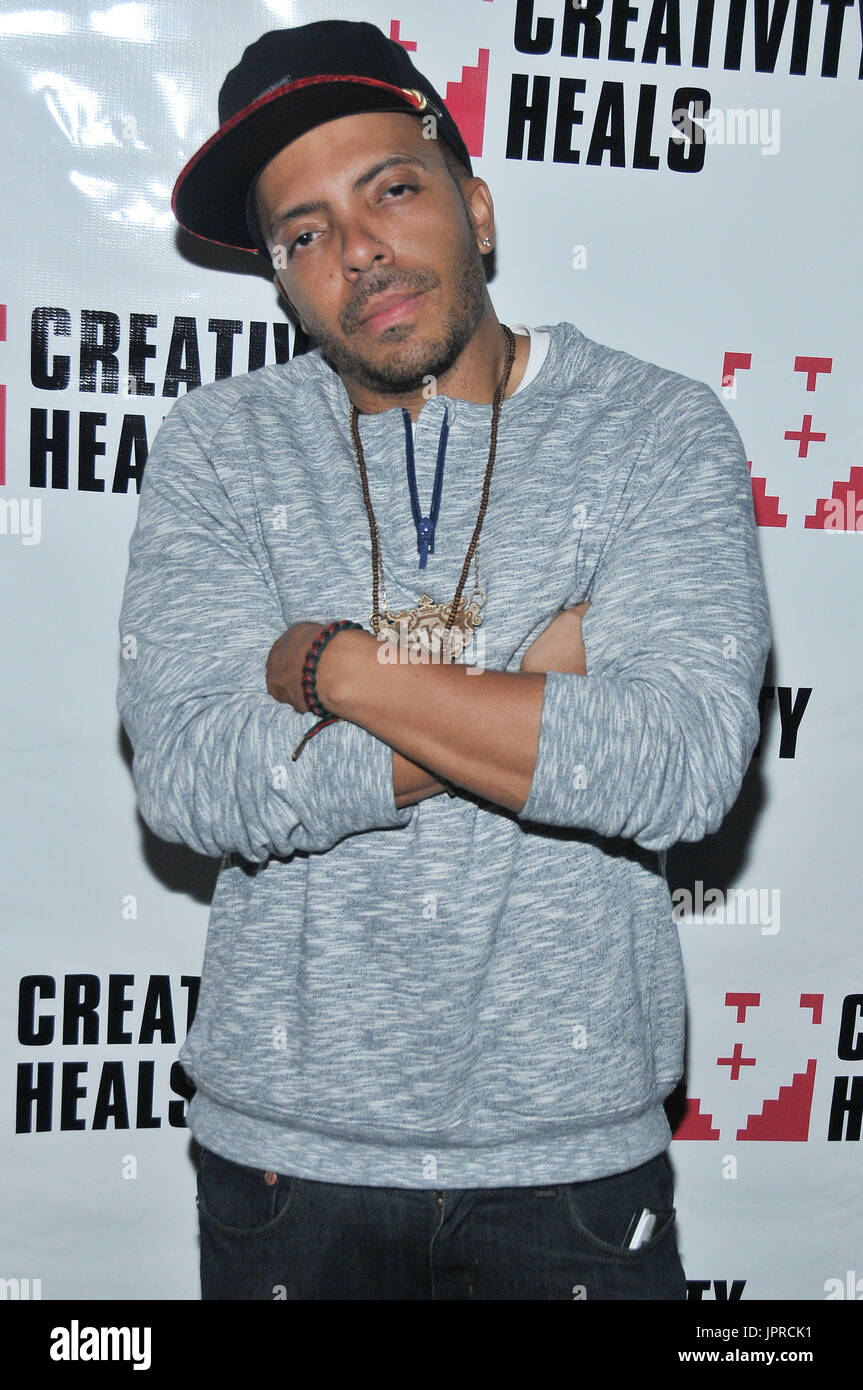 Kovasciar Myvette at the Creativity Heals Launch Event & Fundraiser ...