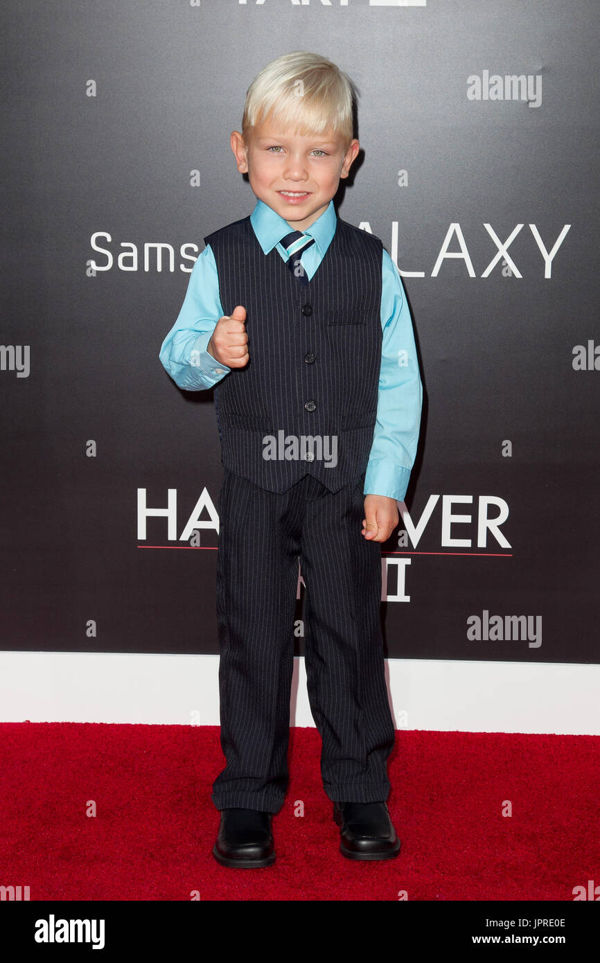 Grant Holmquist arrives at the premiere of Warner Bros. Pictures ...