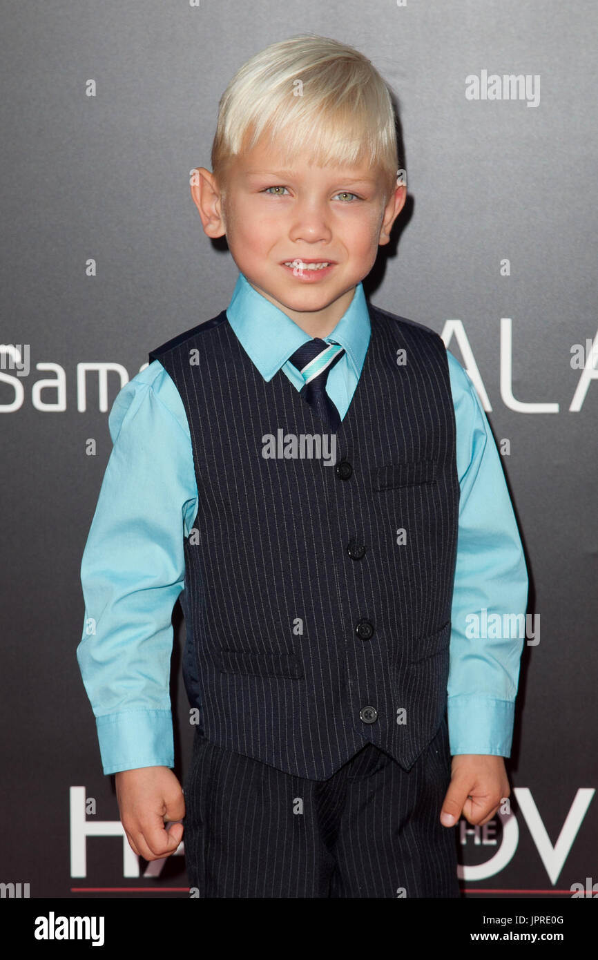 Grant Holmquist arrives at the premiere of Warner Bros. Pictures ...