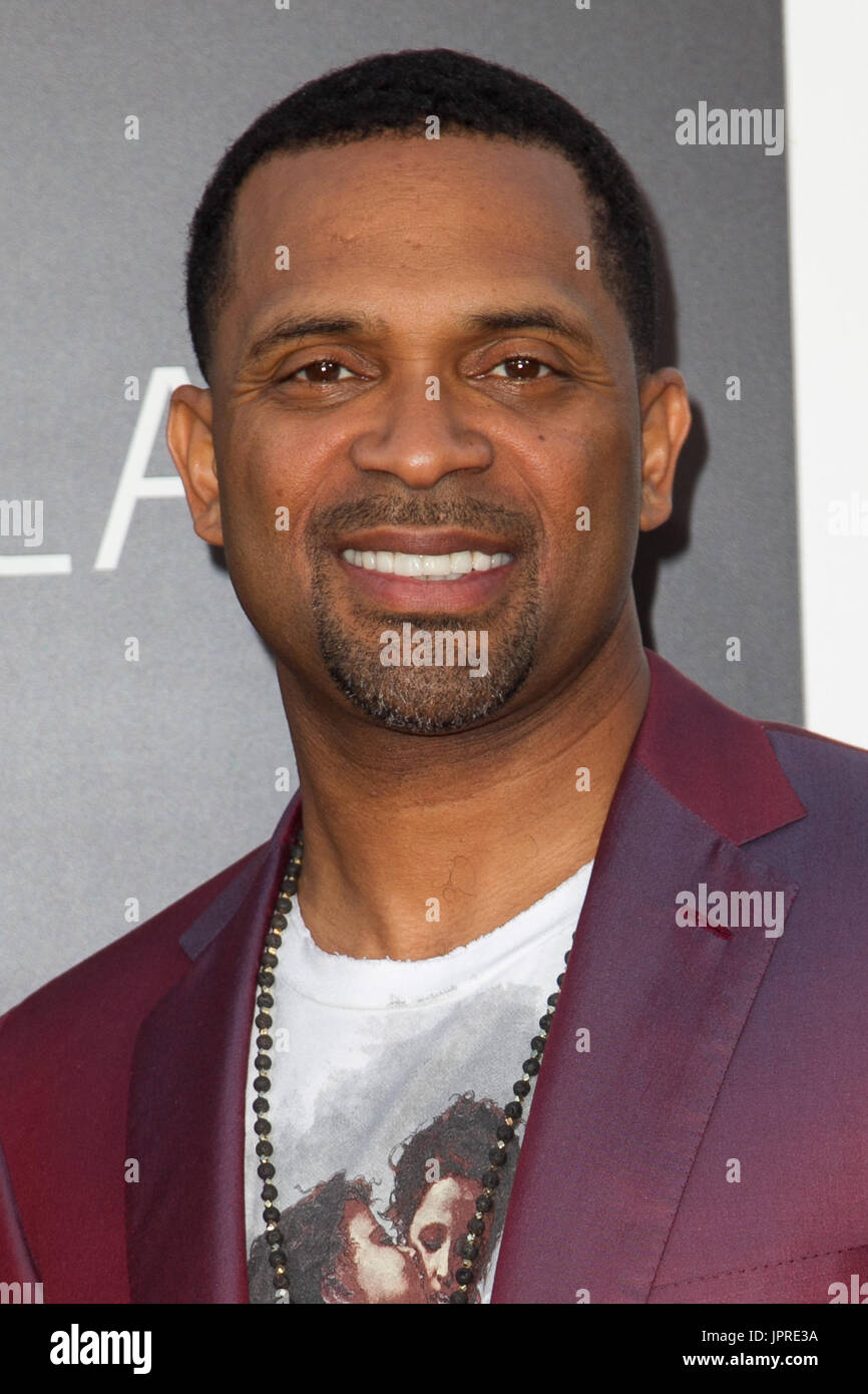 Mike Epps arrives at the premiere of Warner Bros. Pictures' 'Hangover ...