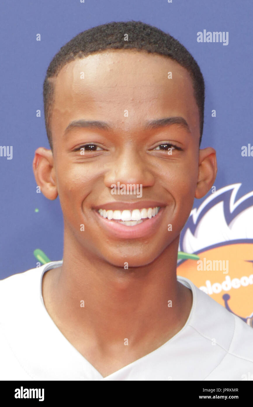 Coy Stewart at the Nick Kids Choice Sports Awards Red Carpet Arrivals ...