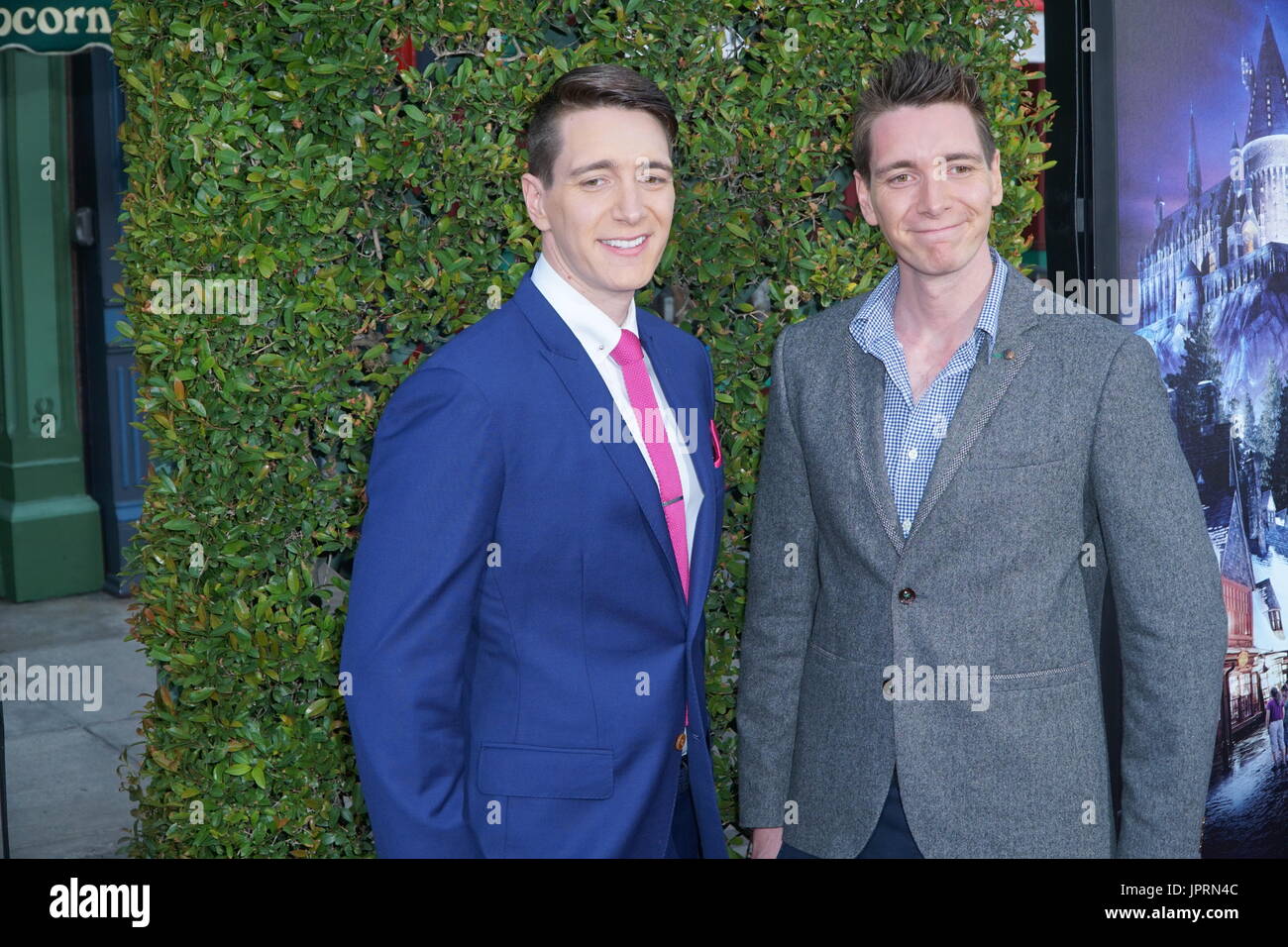Oliver Phelps and James Phelps at the The Wizarding World of Harry ...