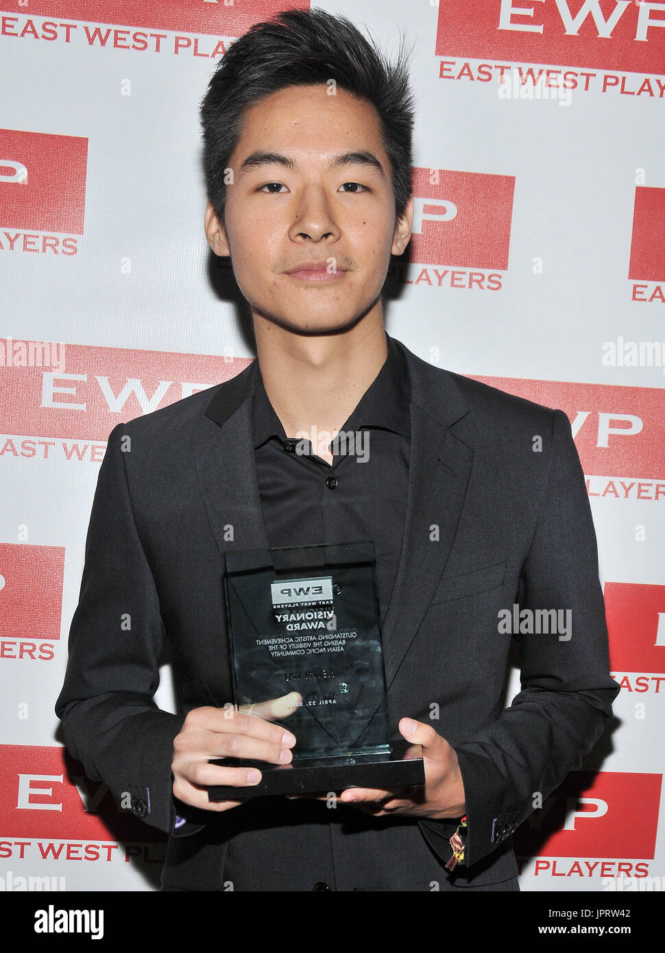 Visionary Award Honoree Kevin Wu aka KevJumba for Outstanding Artistic ...