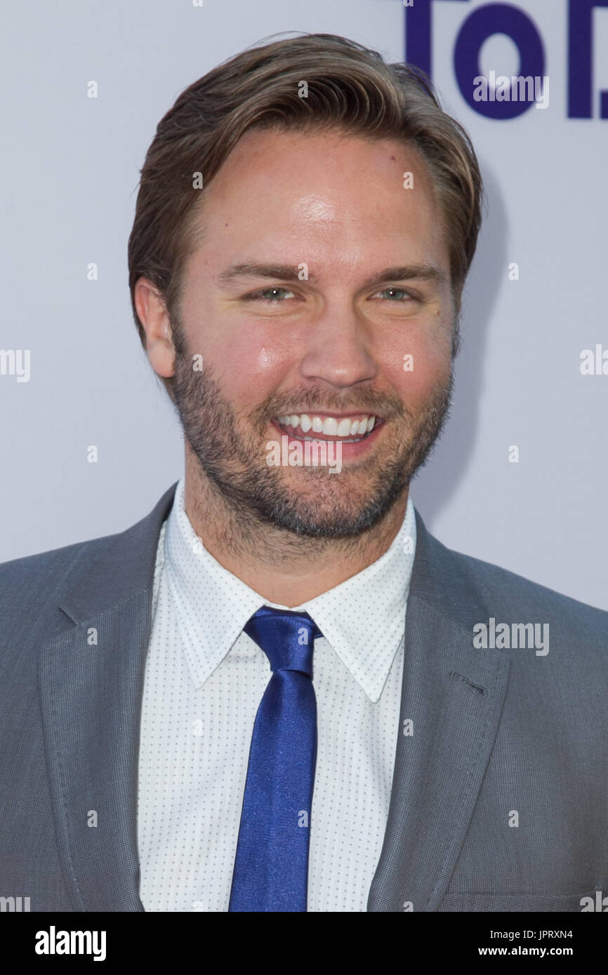 Scott Porter attends the premiere of CBS Films' 'The To Do List' at the ...