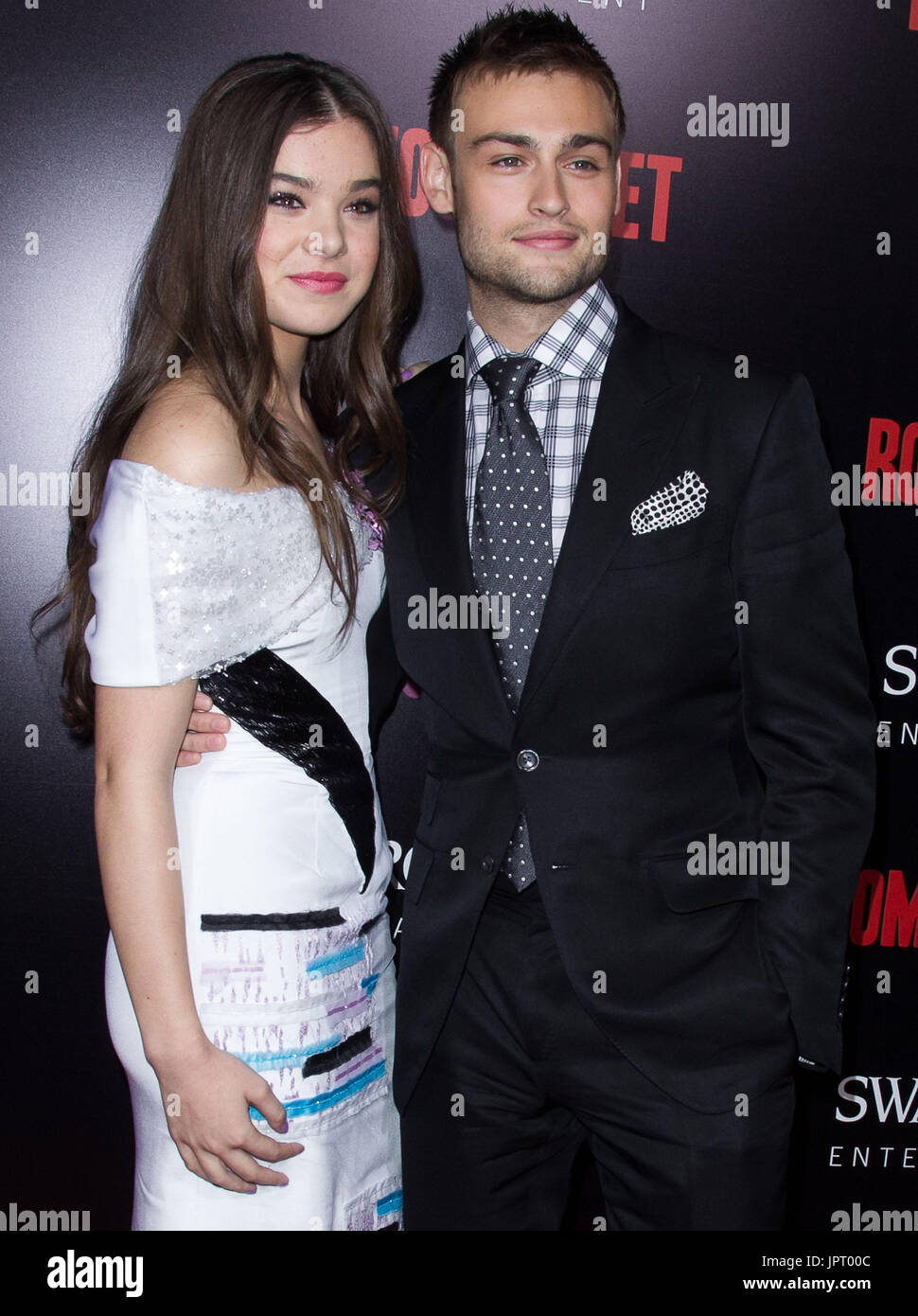 Hailee Steinfeld & Douglas Booth at the "Romeo And Juliet" Los Angeles ...