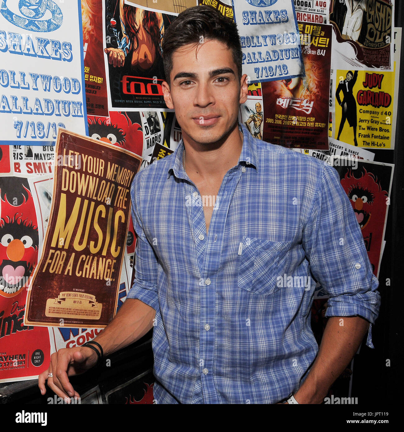 FilAm Actor Michael Galante at the Theater Unleashed "TRUST" Photo Op ...