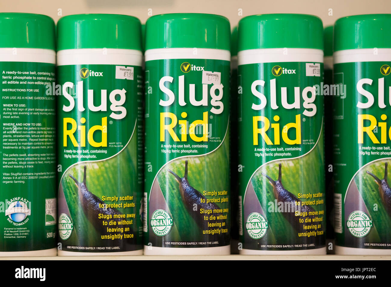 Vitax slug rid hi-res stock photography and images - Alamy