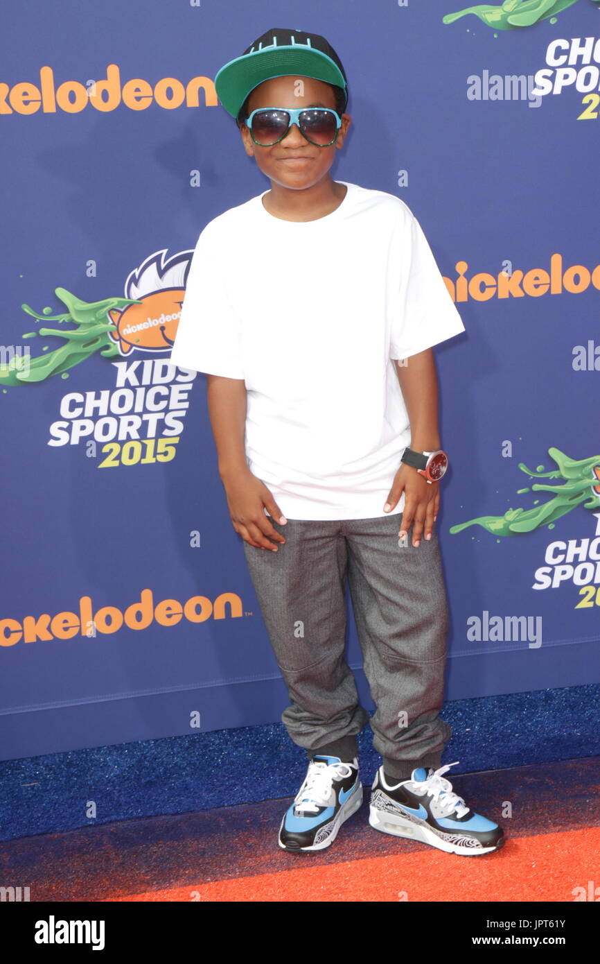Damarr Calhoun at the Nick Kids Choice Sports Awards Red Carpet ...