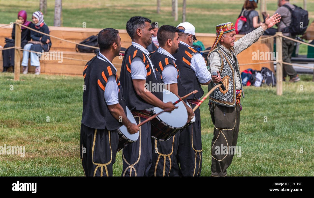 Unidentified shalwar(shalvar) gurescileri (kuroshio/wrestlers). Shalwar ...