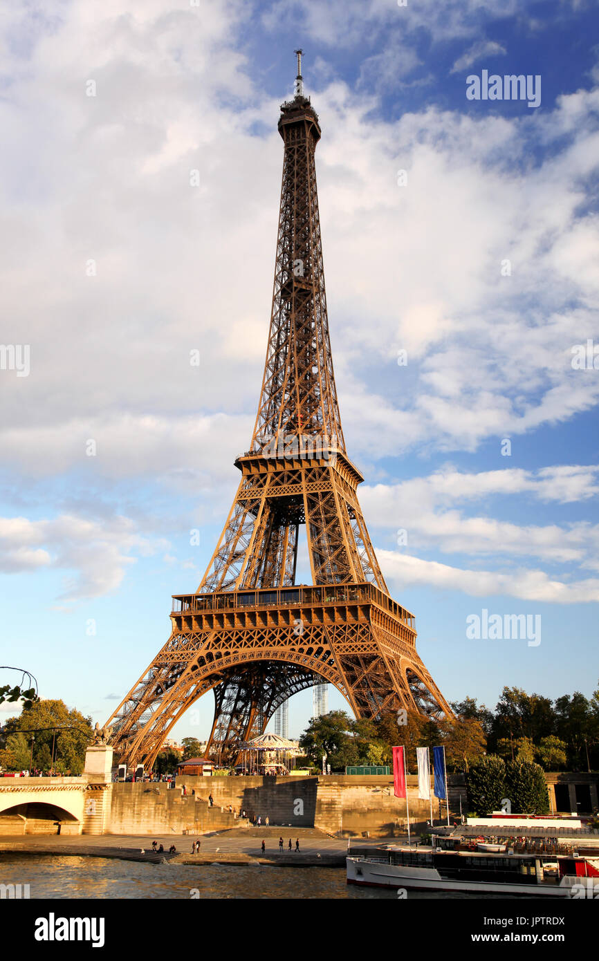 Famous Eiffel Tower in Paris, France Stock Photo - Alamy