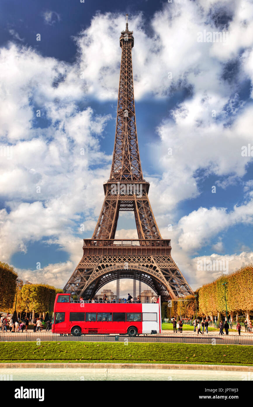 Paris, Eiffel tower with red bus in France Stock Photo - Alamy