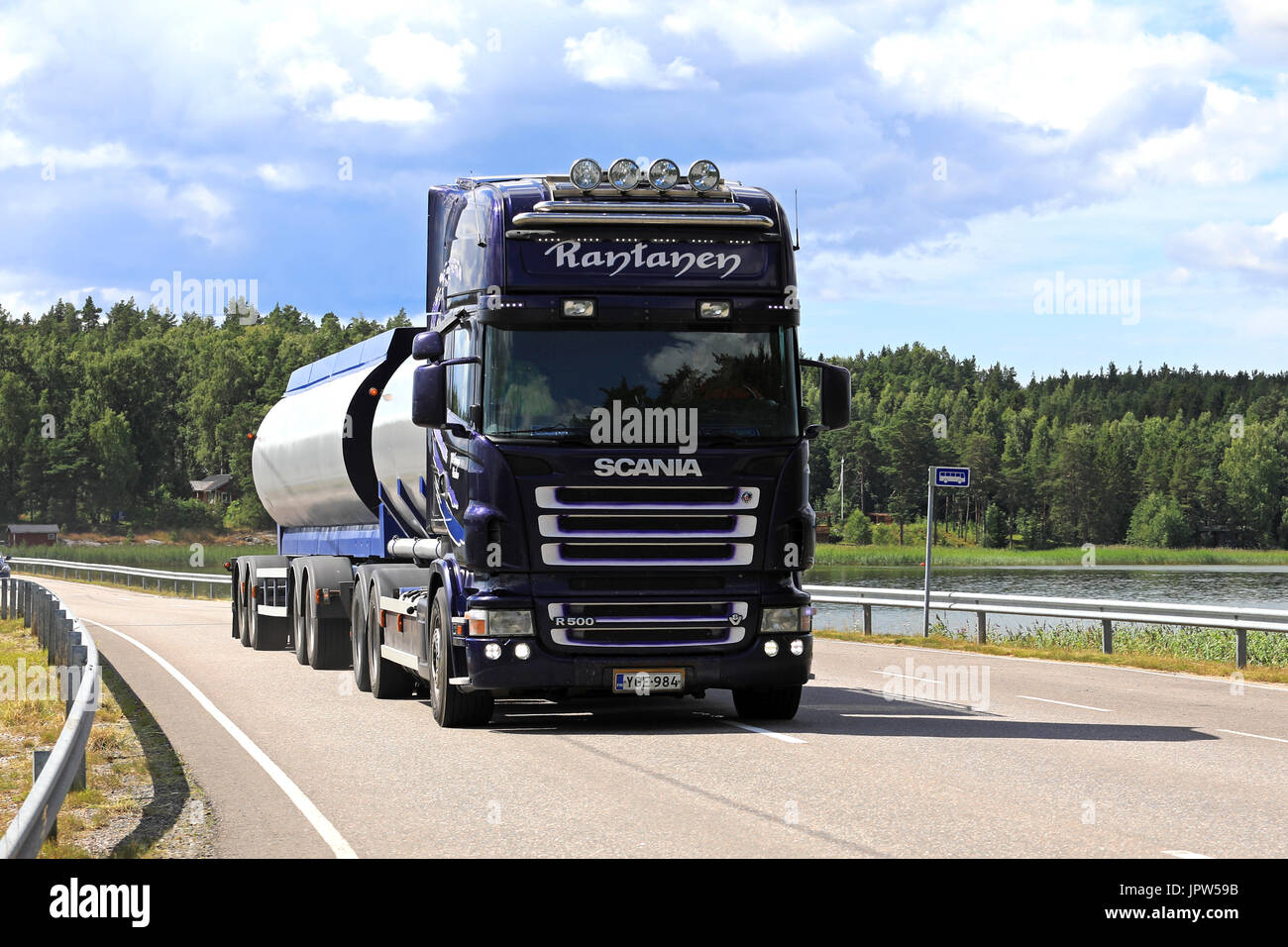 Bulk haulage hi-res stock photography and images - Alamy