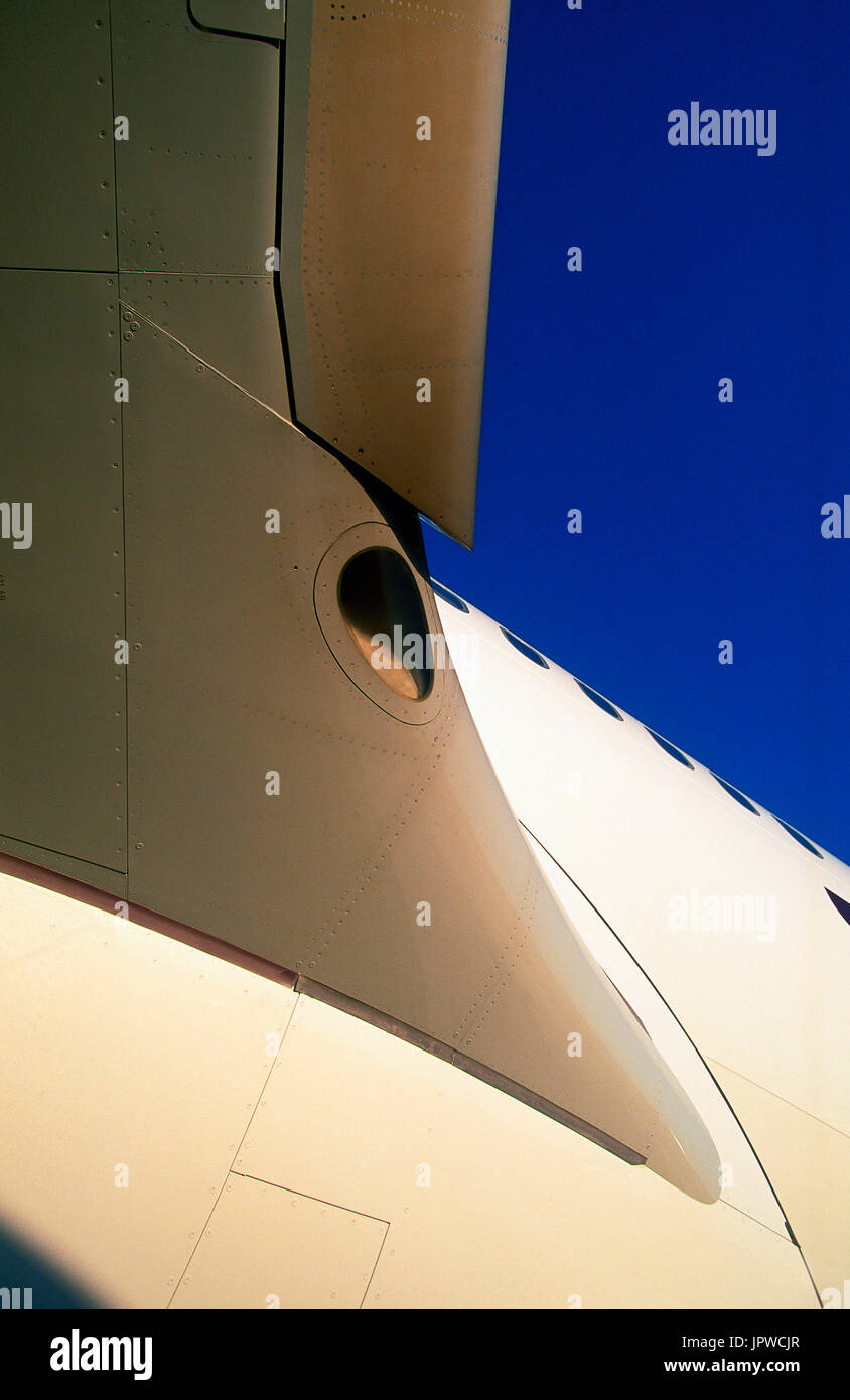 Gulf Air Airbus A330-200 wing with fuselage filet Stock Photo - Alamy