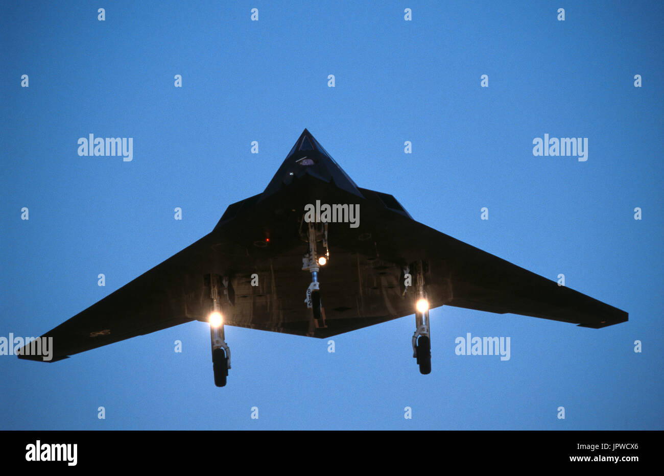Lockheed f 117a stealth fighter hi-res stock photography and images - Alamy