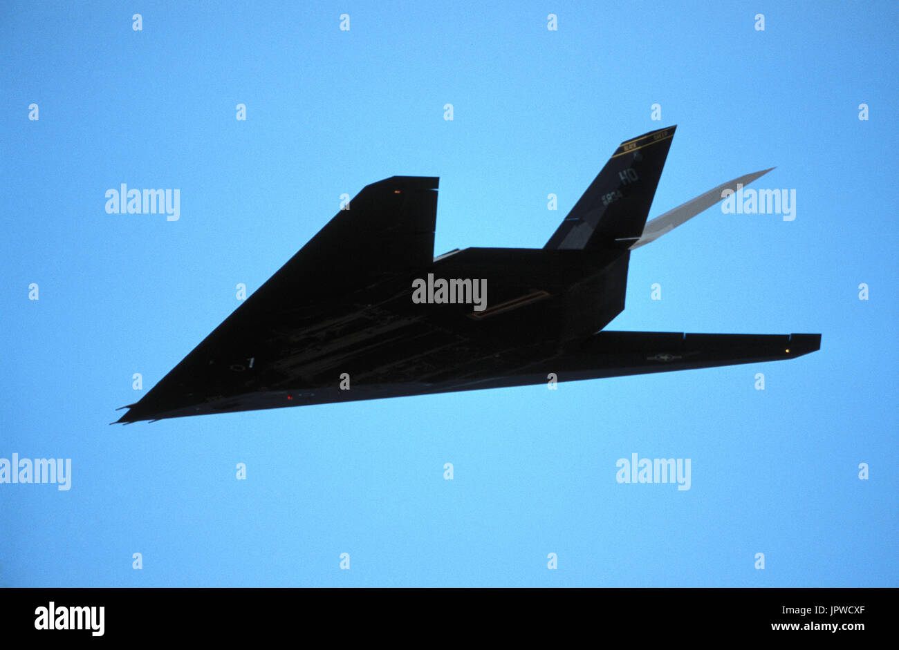 Lockheed f 117a stealth fighter hi-res stock photography and images - Alamy