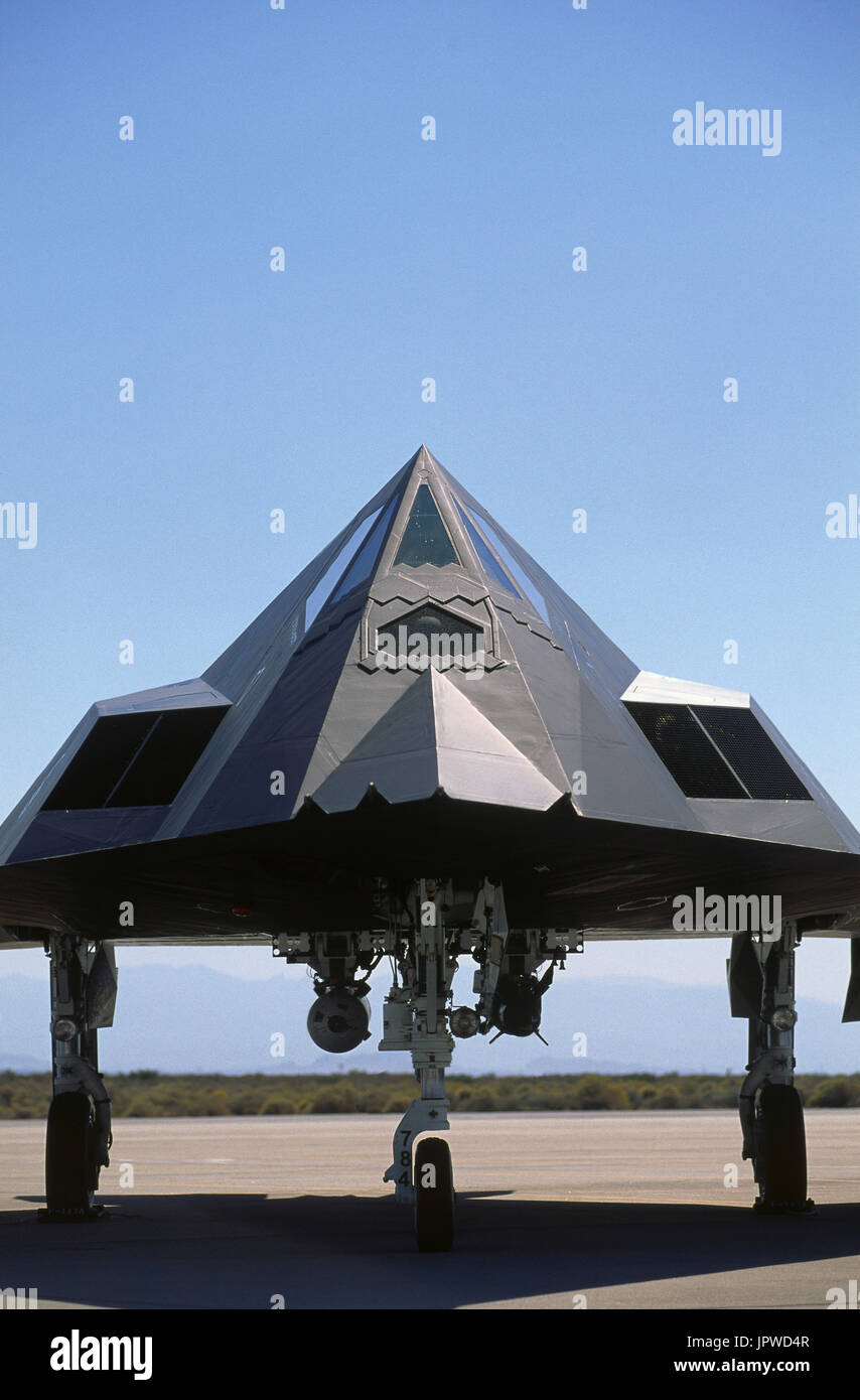 F 117 stealth bomber High Resolution Stock Photography and Images - Alamy