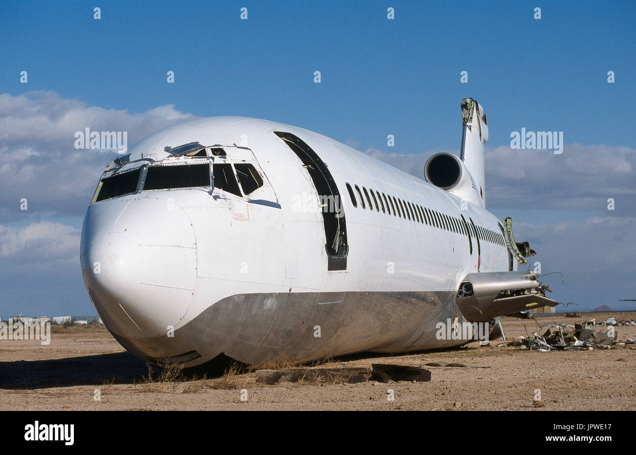 Boeing 727 desert hi-res stock photography and images - Alamy