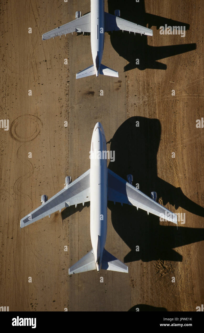 Airliners in storage hi-res stock photography and images - Alamy