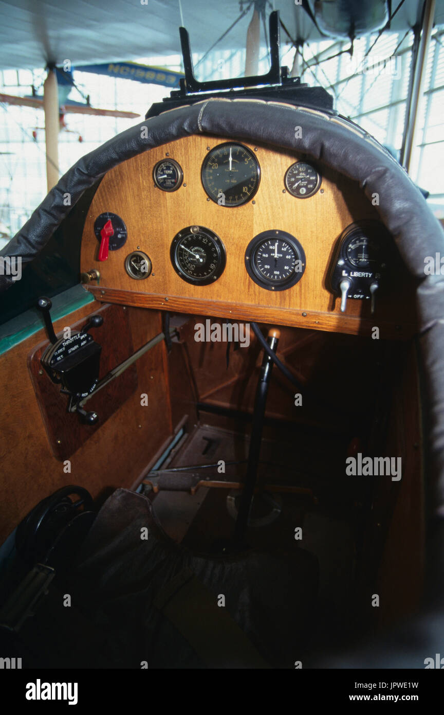 cockpit with throttle at the side and rudder pedals of a US Mail de ...