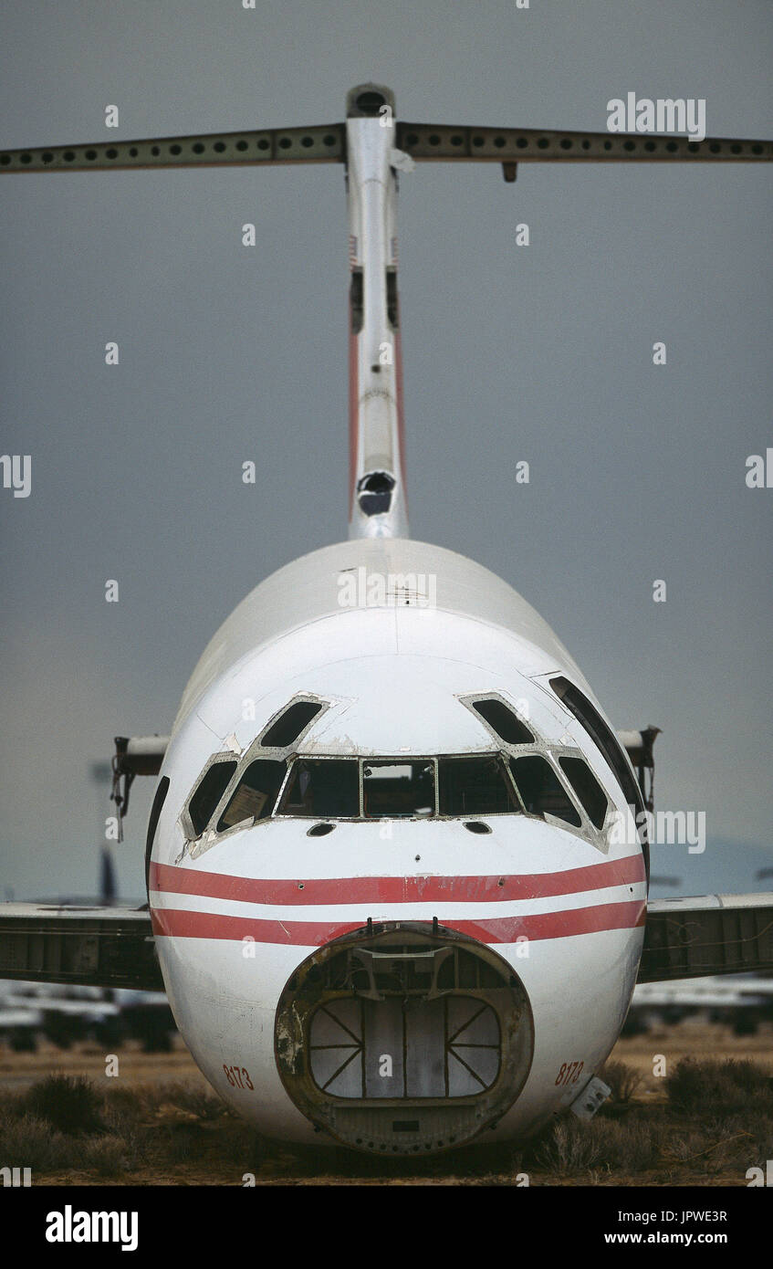 desert-storage McDonnell Douglas DC-9 fuselage with major components ...