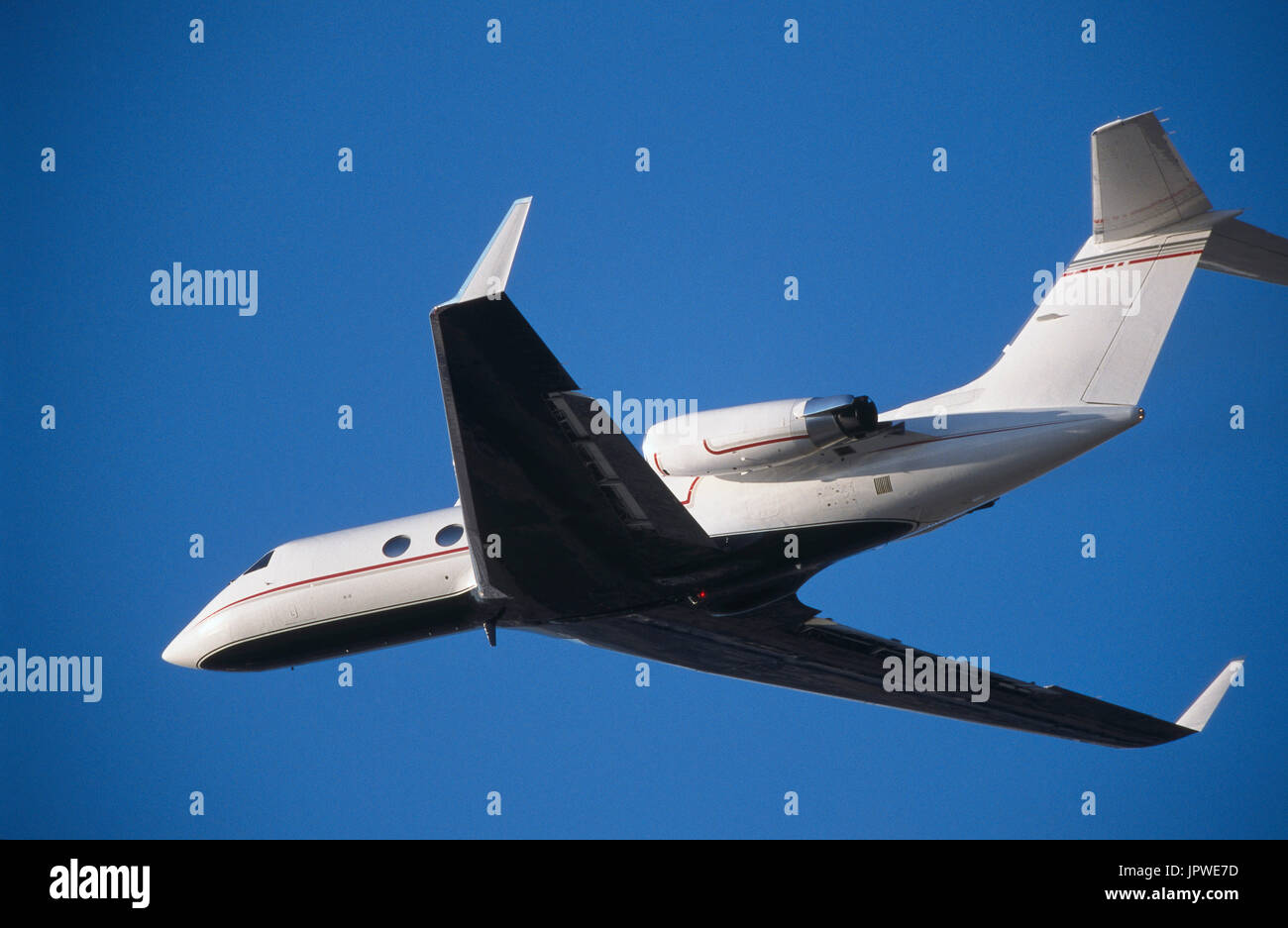 Grumman G-1159 Gulfstream 3 / III climbing enroute Stock Photo - Alamy