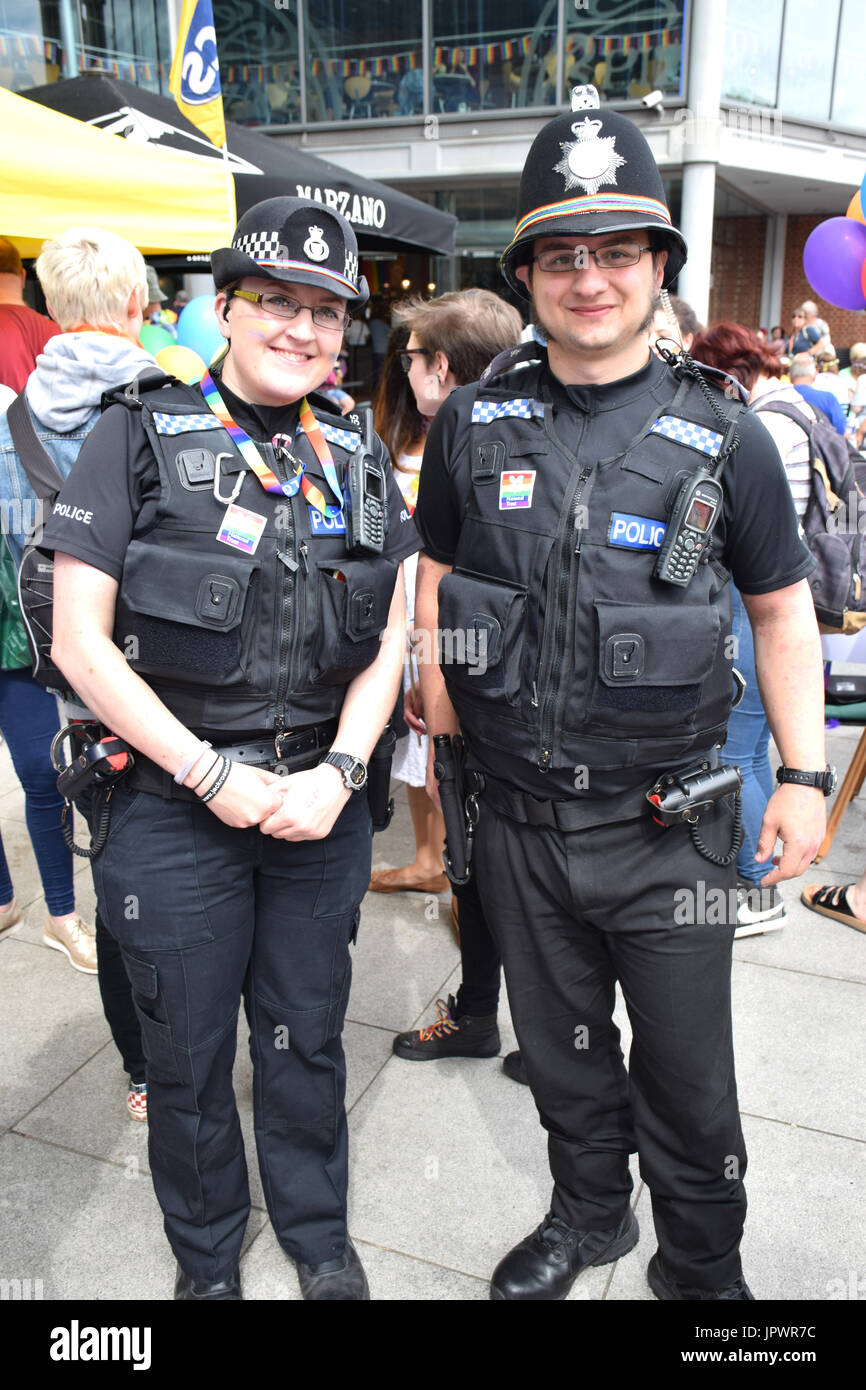 Police at pride hi-res stock photography and images - Alamy