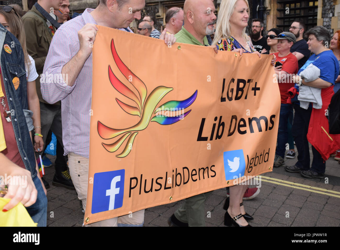 Libdems celebrate hi-res stock photography and images - Alamy