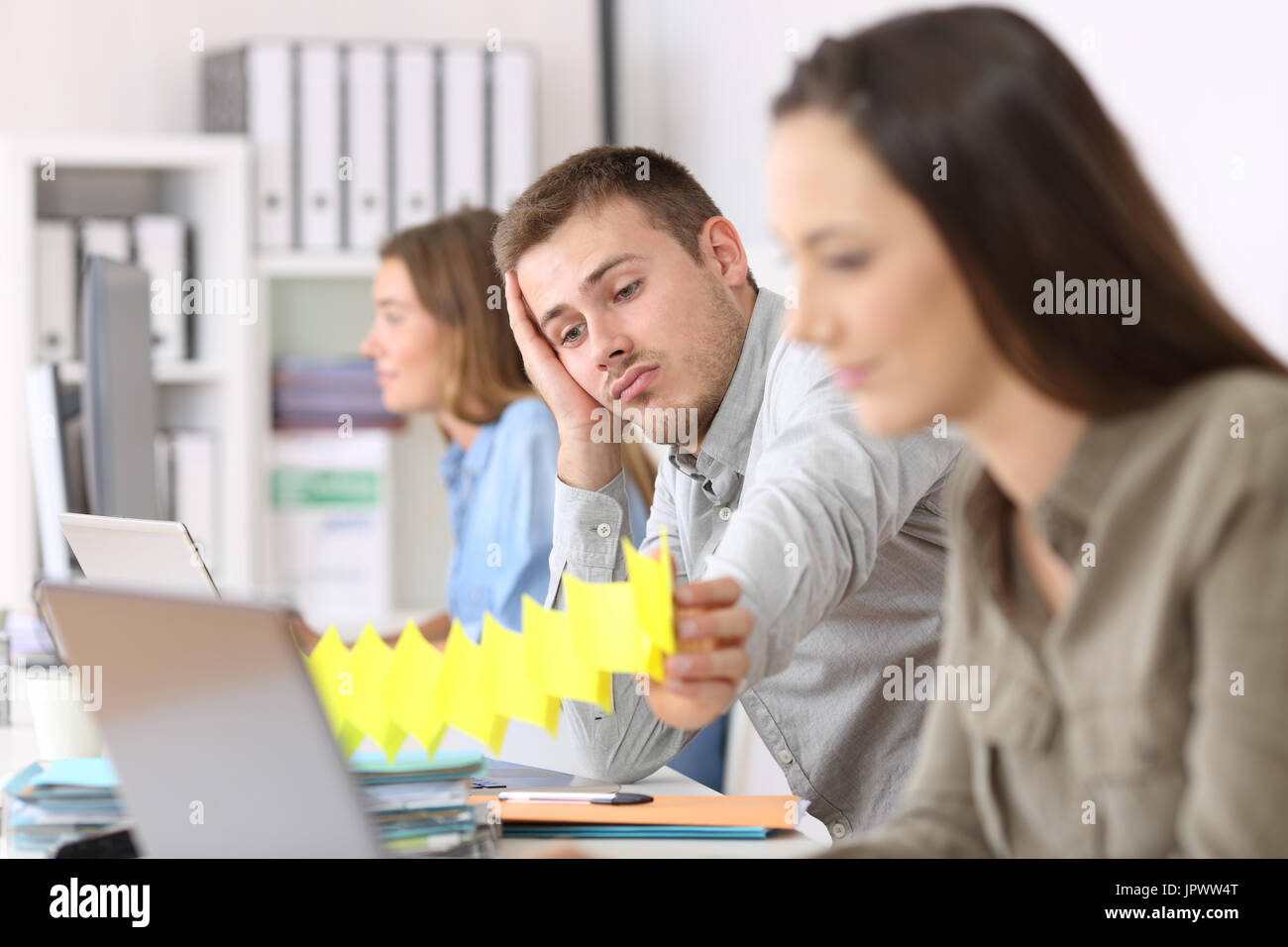 Lazy office worker hi-res stock photography and images - Alamy