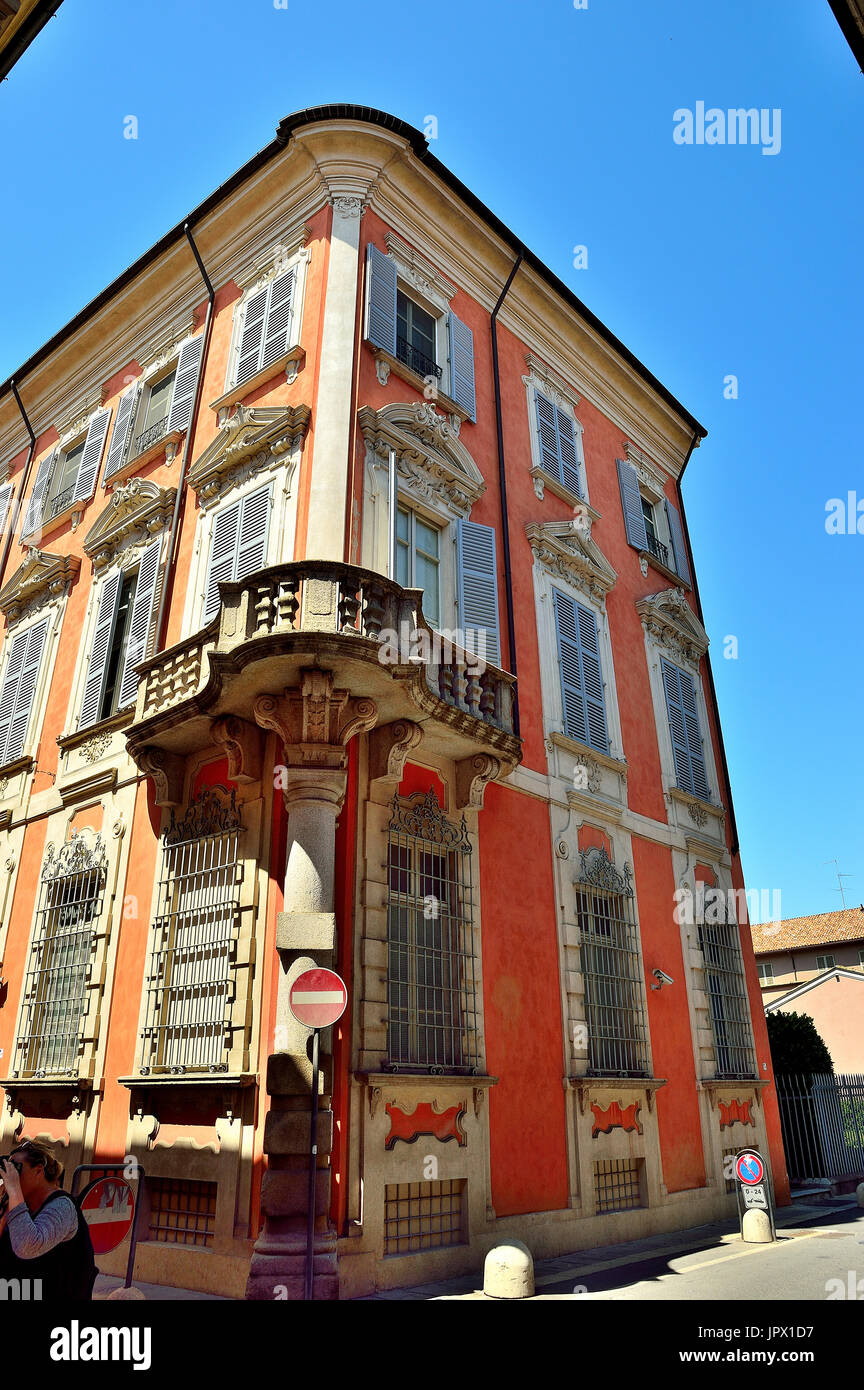 Piacenza church hi-res stock photography and images - Alamy