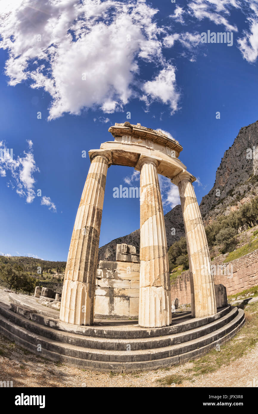 Delphi with ruins of the Temple in Greece Stock Photo - Alamy