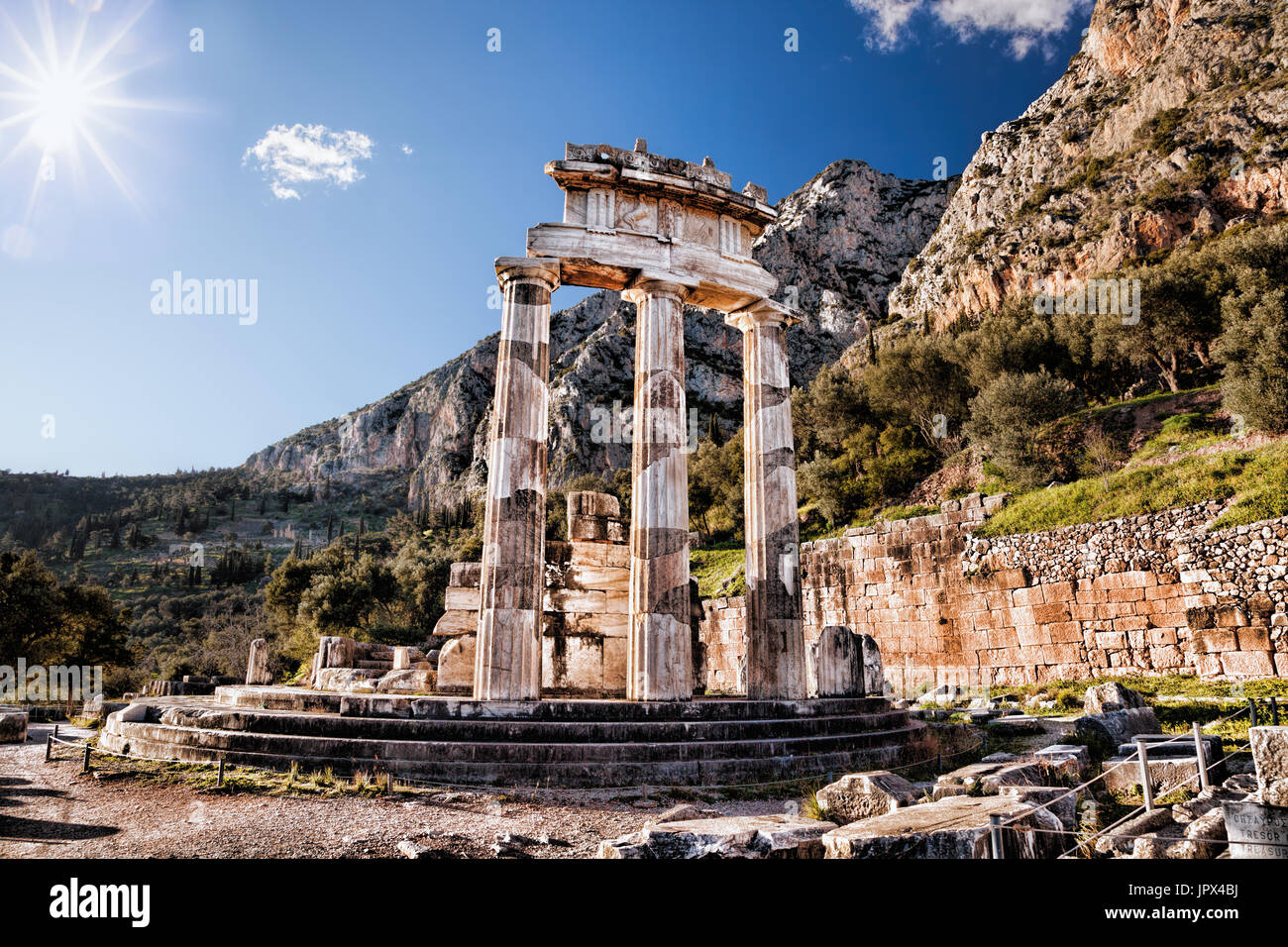 Treasure house delphi hi-res stock photography and images - Alamy