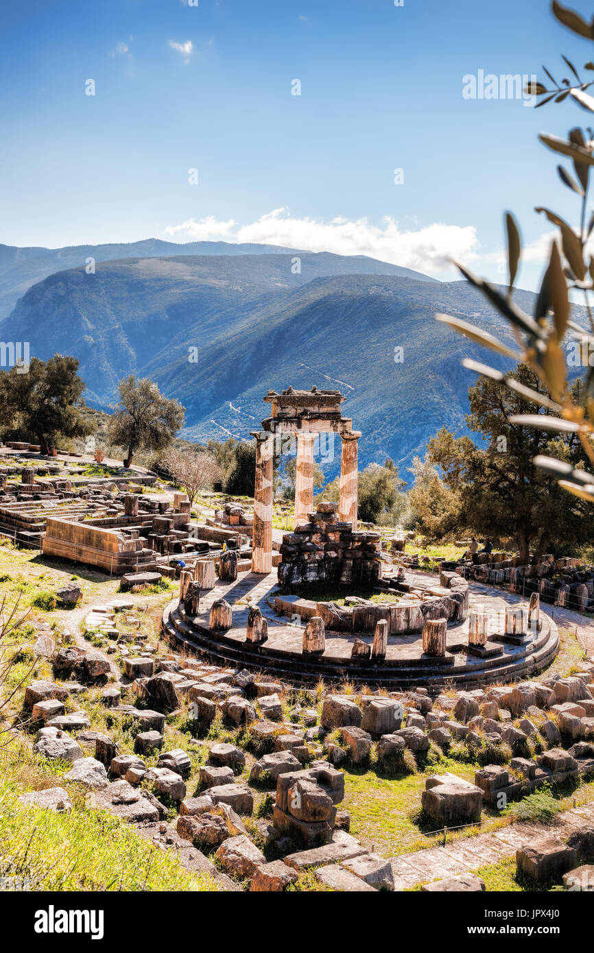 Treasure house delphi hi-res stock photography and images - Alamy