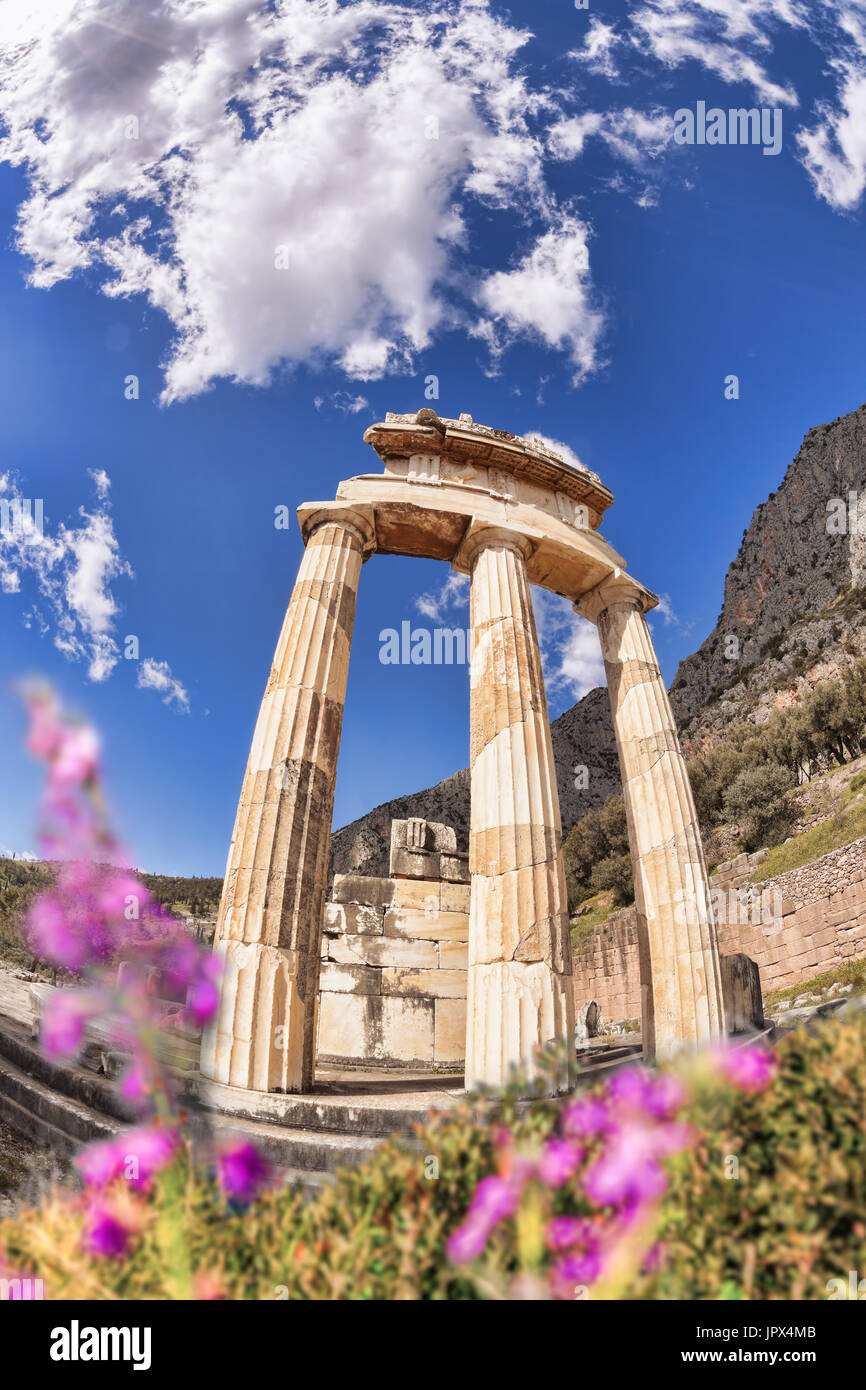 Treasure house delphi hi-res stock photography and images - Alamy