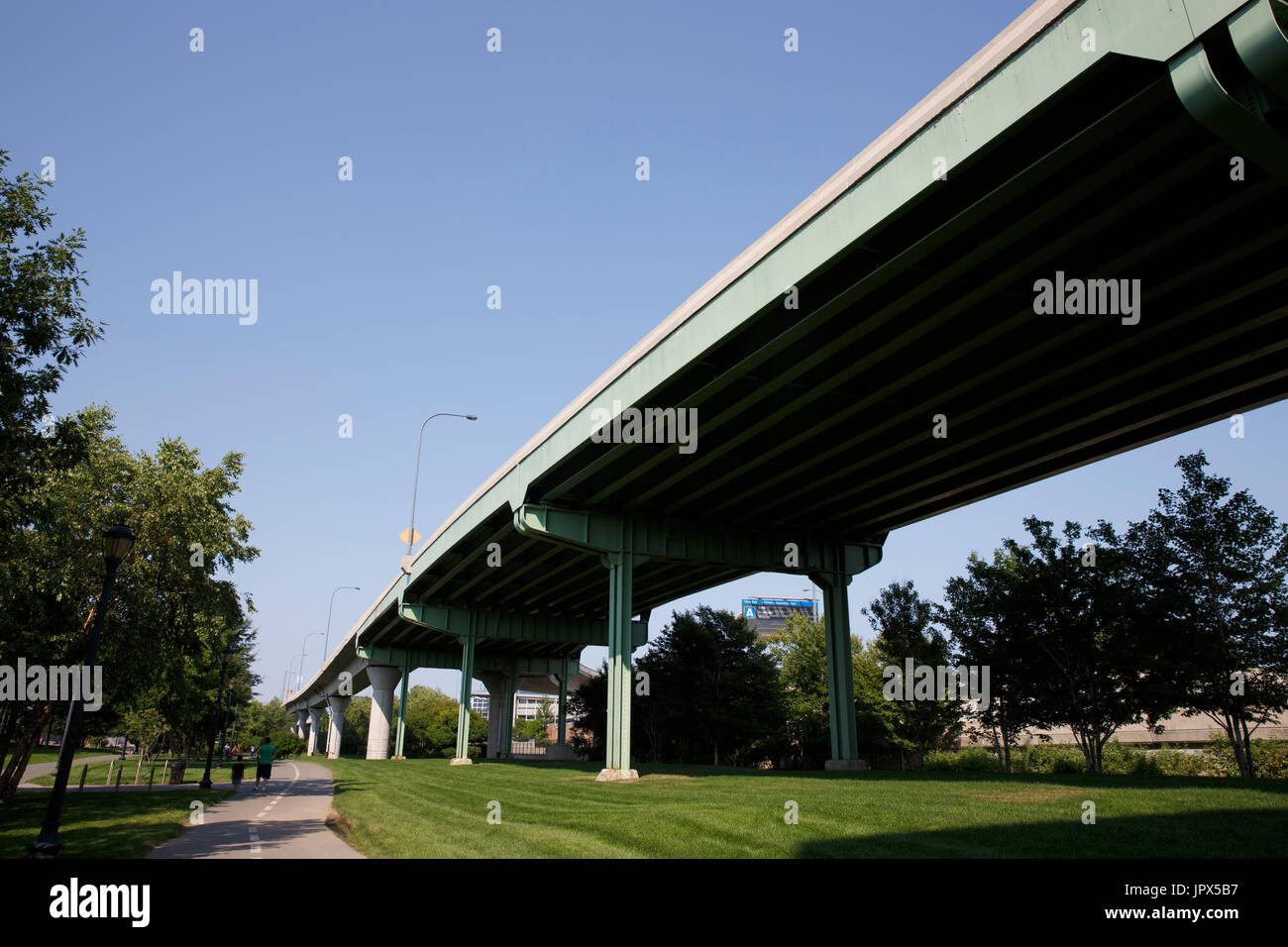 Elevated greenway hi-res stock photography and images - Alamy