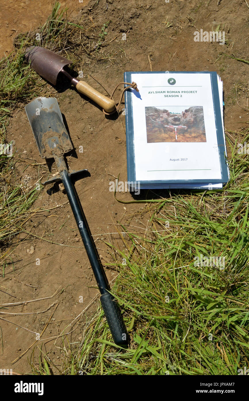 Archaeological dig archaeology uk hi-res stock photography and images ...